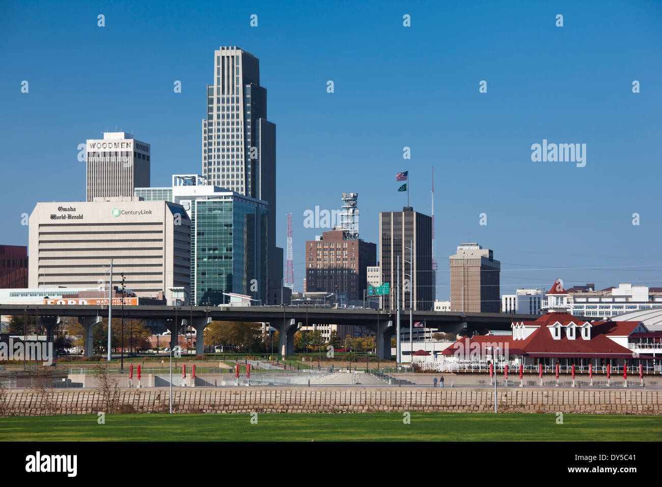 Omaha Nebraska Skyline Stock Photos & Omaha Nebraska Skyline Stock ...