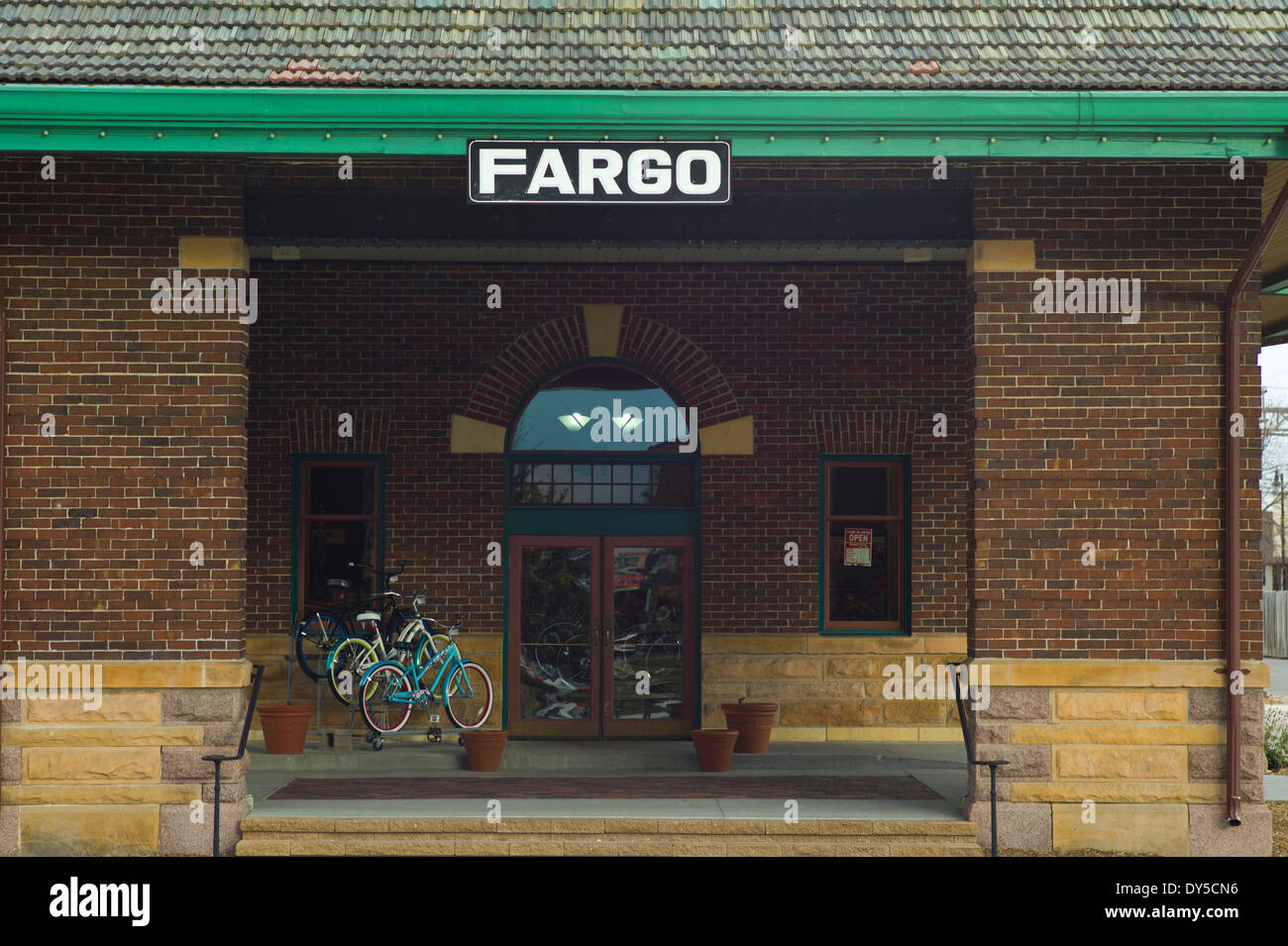 USA, North Dakota, Fargo, Fargo railroad station sign Stock Photo - Alamy