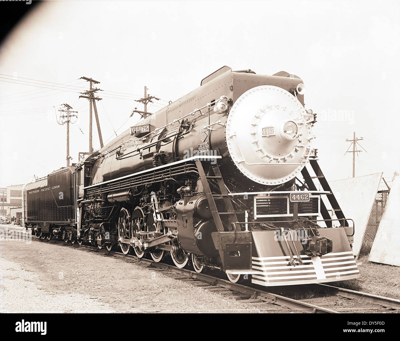 Southern Pacific Lines No. 4462 is a steam locomotive that was part of ...