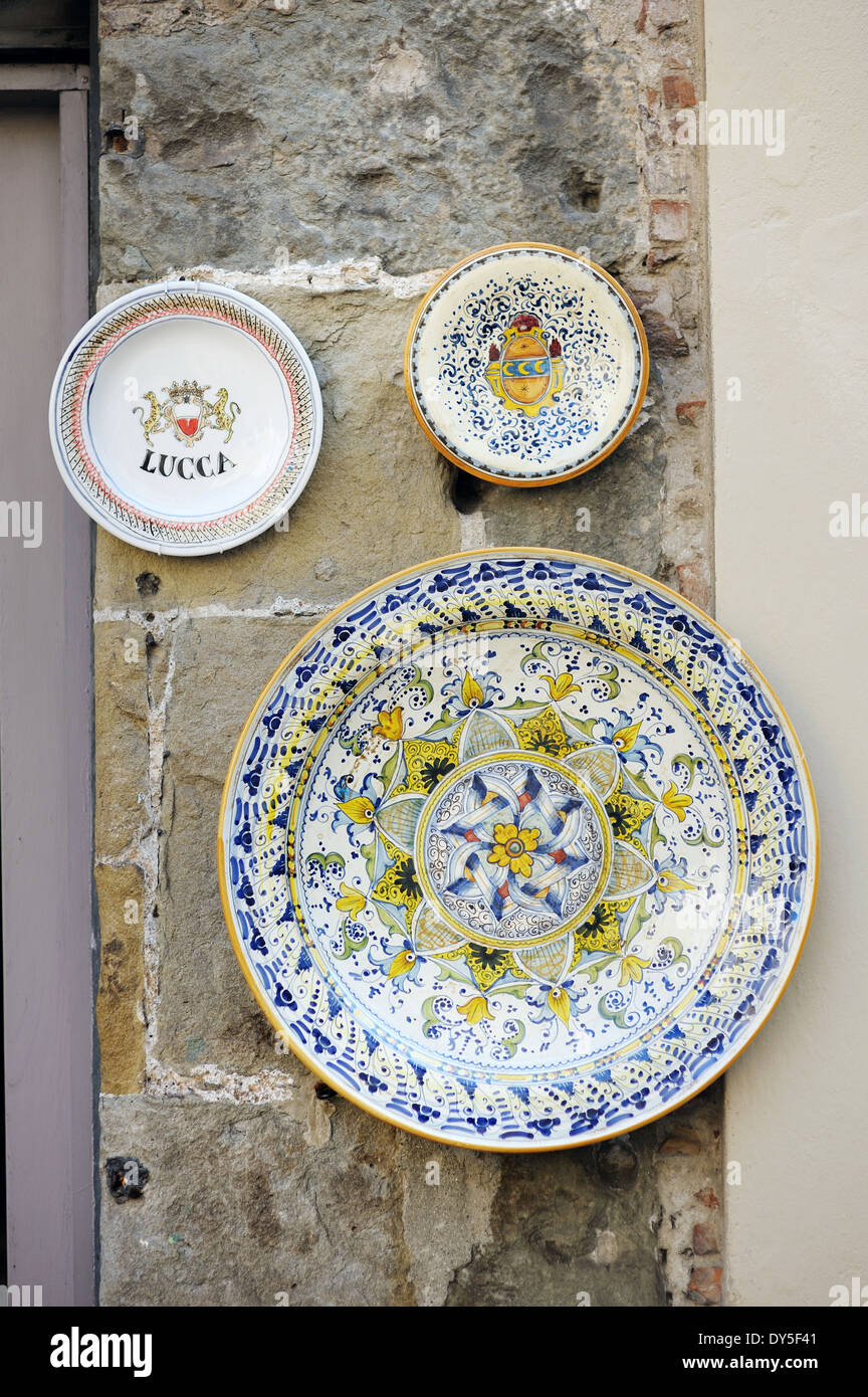 Italian ceramics hi-res stock photography and images - Alamy