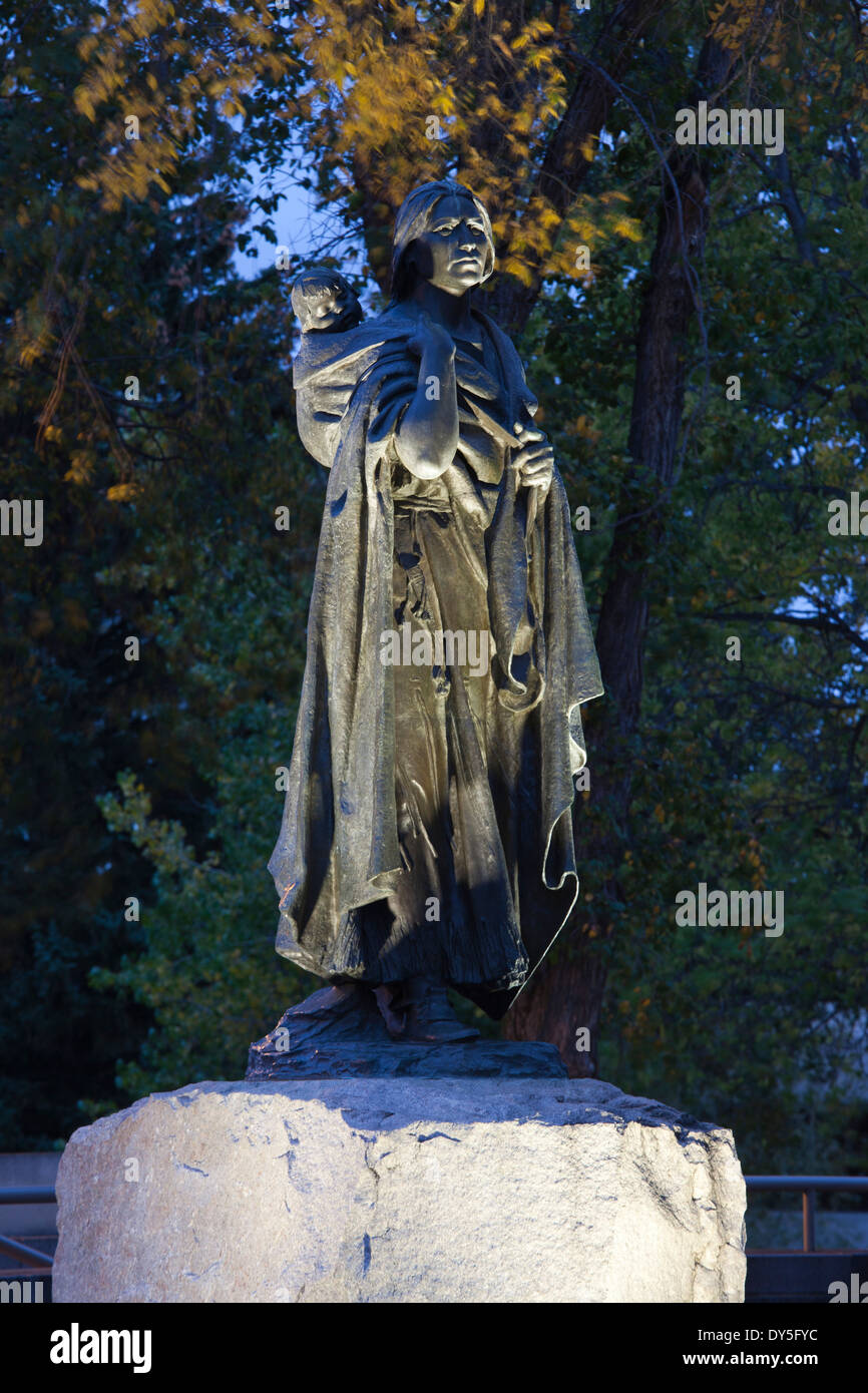 USA, North Dakota, Bismarck, North Dakota State Capitol grounds, statue ...