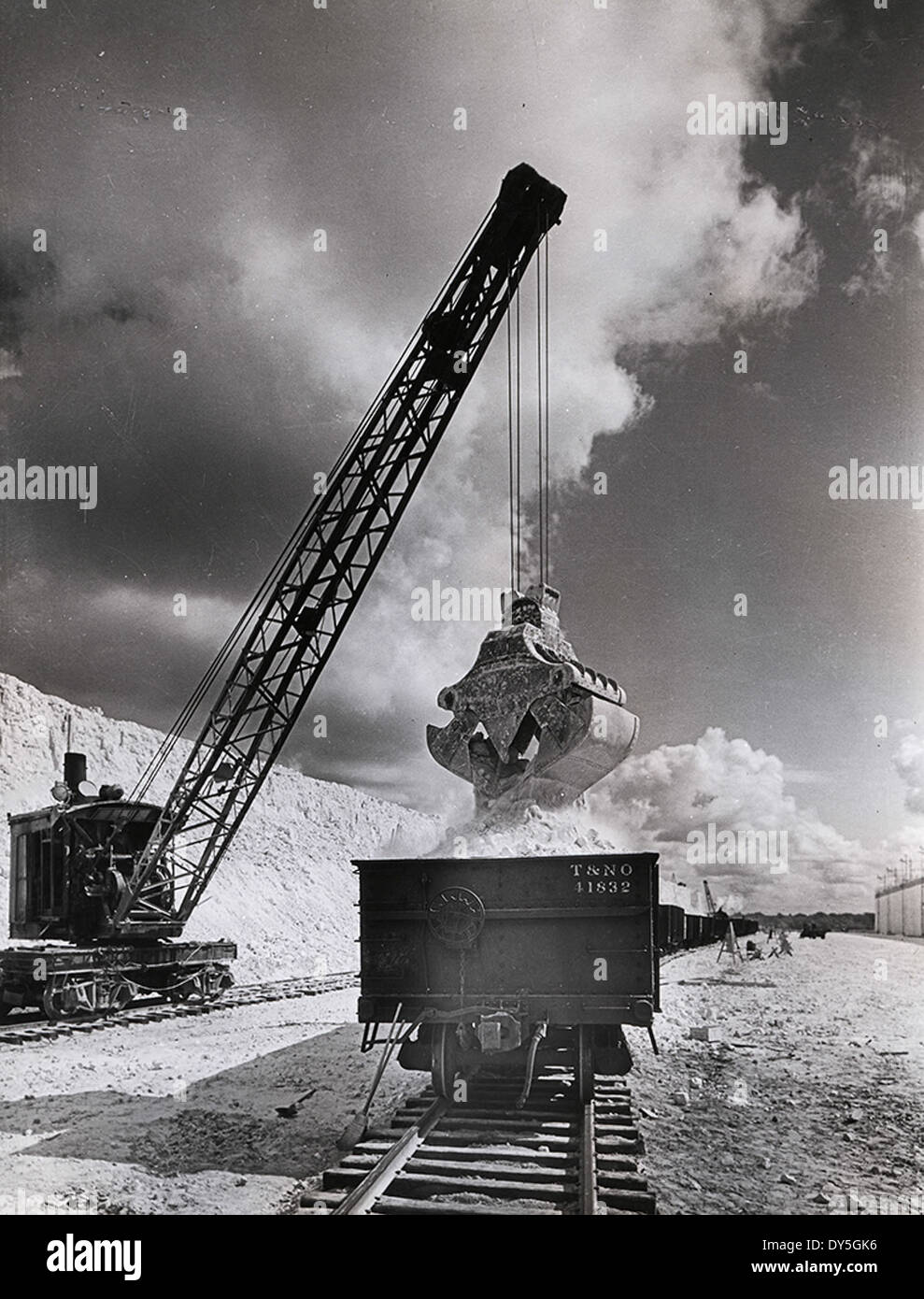 Miningequipment hi-res stock photography and images - Alamy