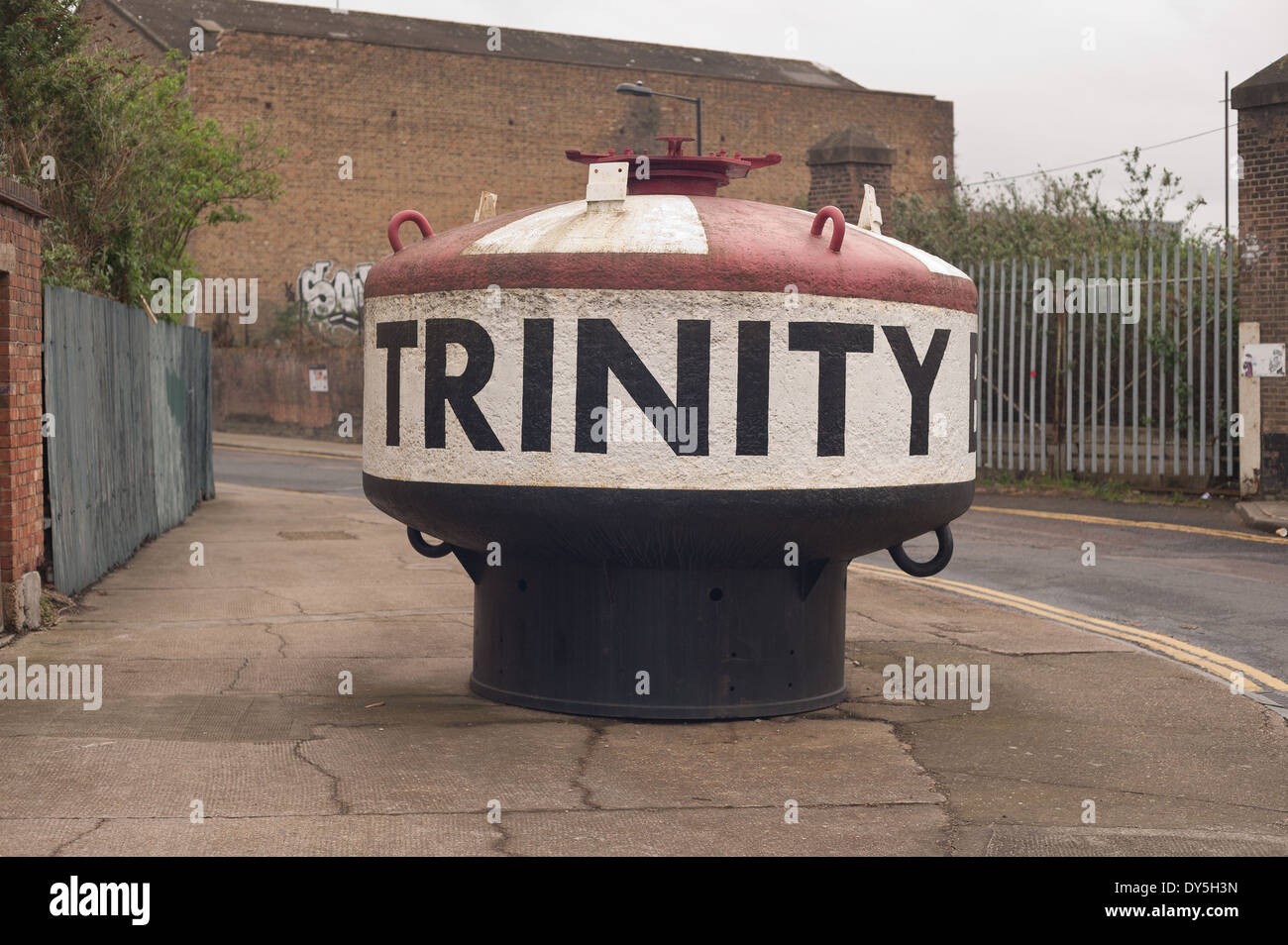 Old wharf signage hi-res stock photography and images - Alamy