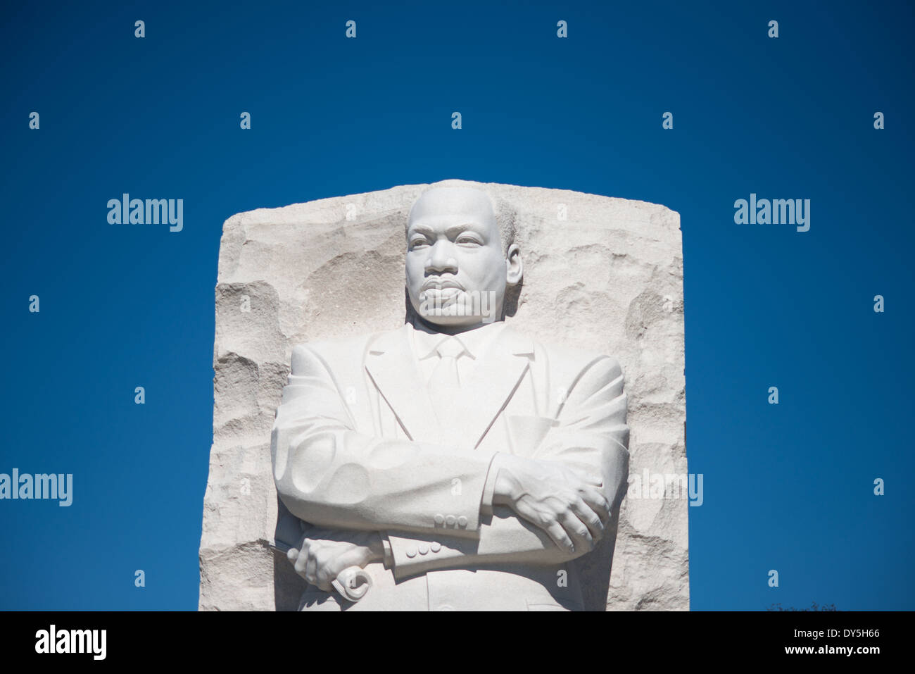 WASHINGTON DC, United States — The Stone of Hope statue at the Martin ...