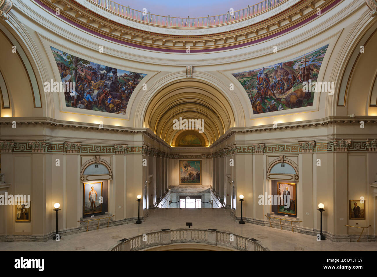 Oklahoma state capitol building hi-res stock photography and images - Alamy