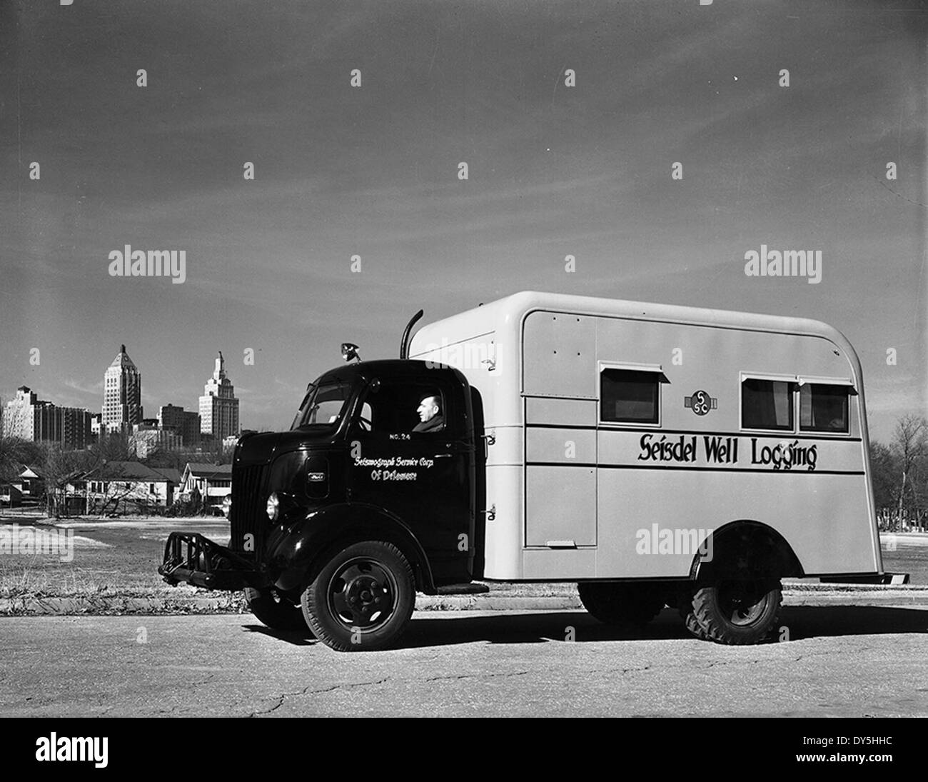 Engineering laboratories hi-res stock photography and images - Alamy