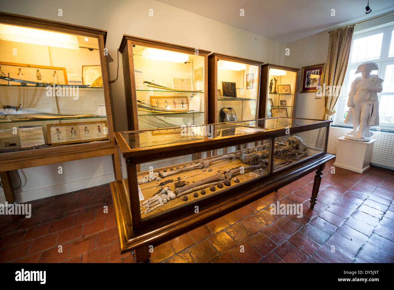 Battle of waterloo remains hi-res stock photography and images - Alamy