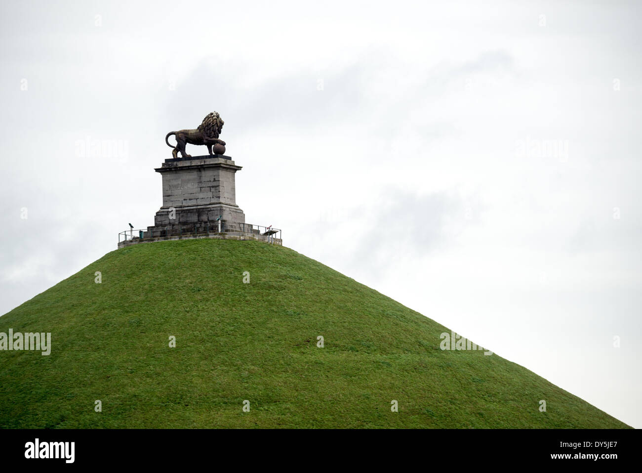 Lion's Mound Lion Statue Waterloo Belgium // WATERLOO, Belgium — The ...