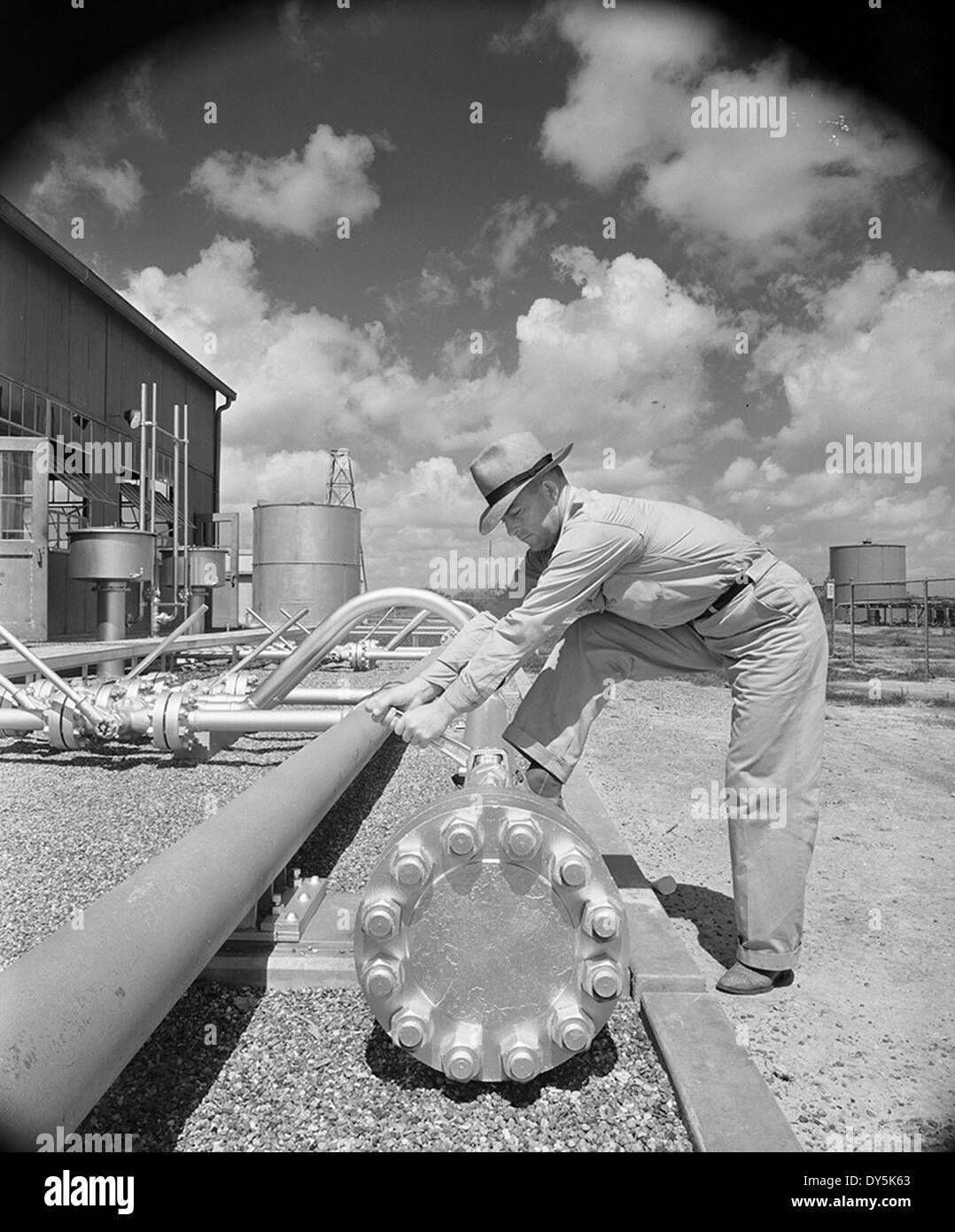 This image shows the Warren Petroleum Corporation’s recycling plant in ...