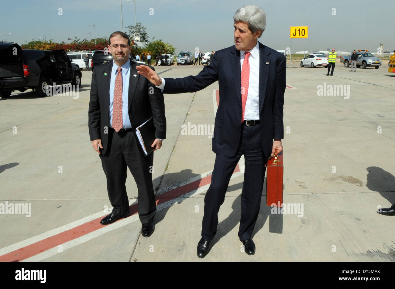 Daniel shapiro israel hi-res stock photography and images - Alamy