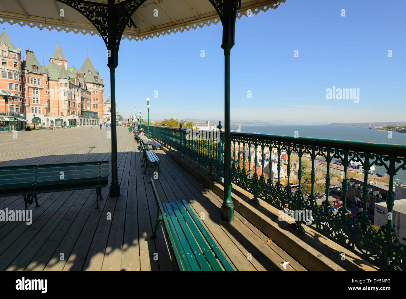Dufferin terrace promenade boardwalk along hi-res stock photography and ...