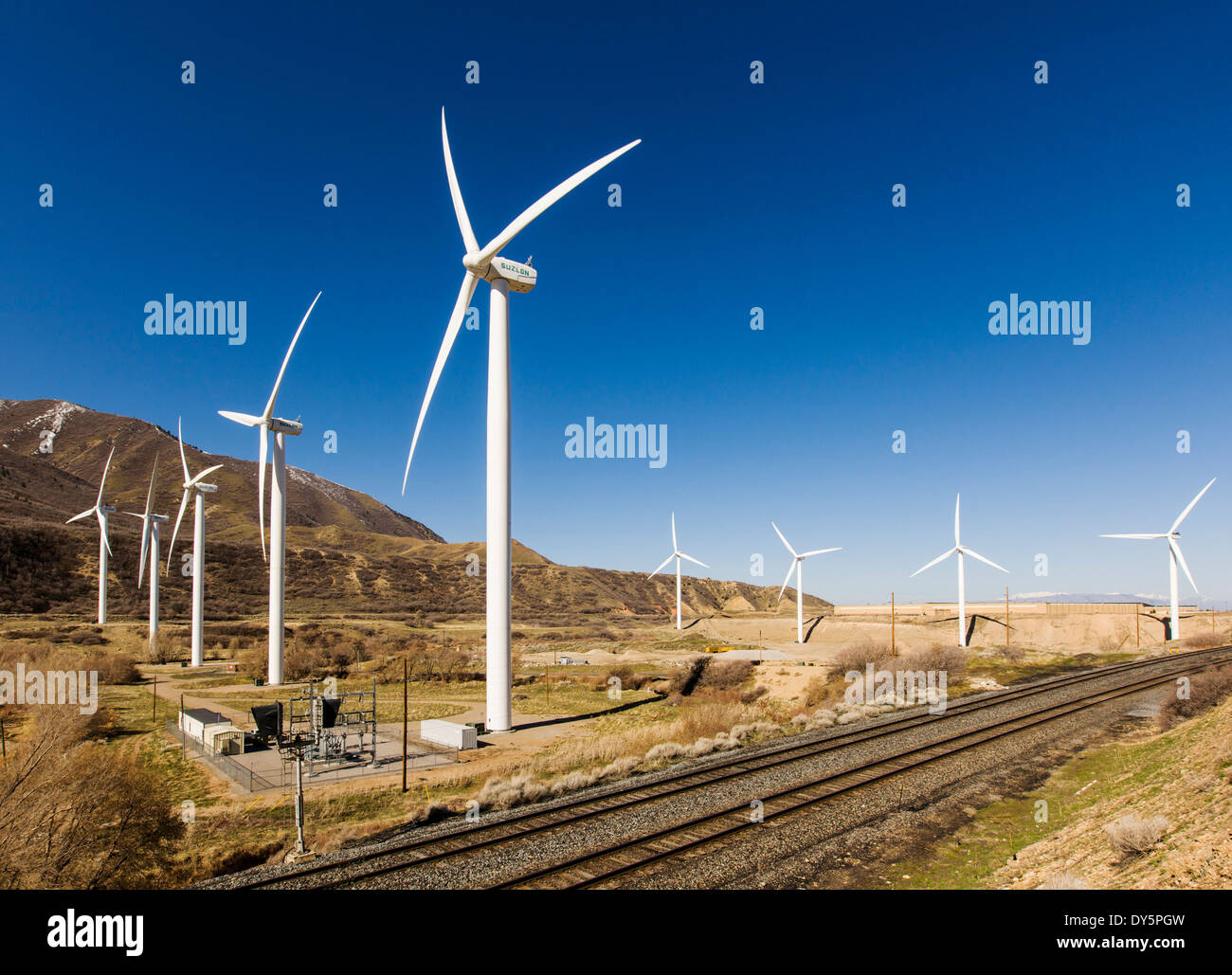 Wind turbines used to generate electricity, Spanish Fork, Utah, USA ...