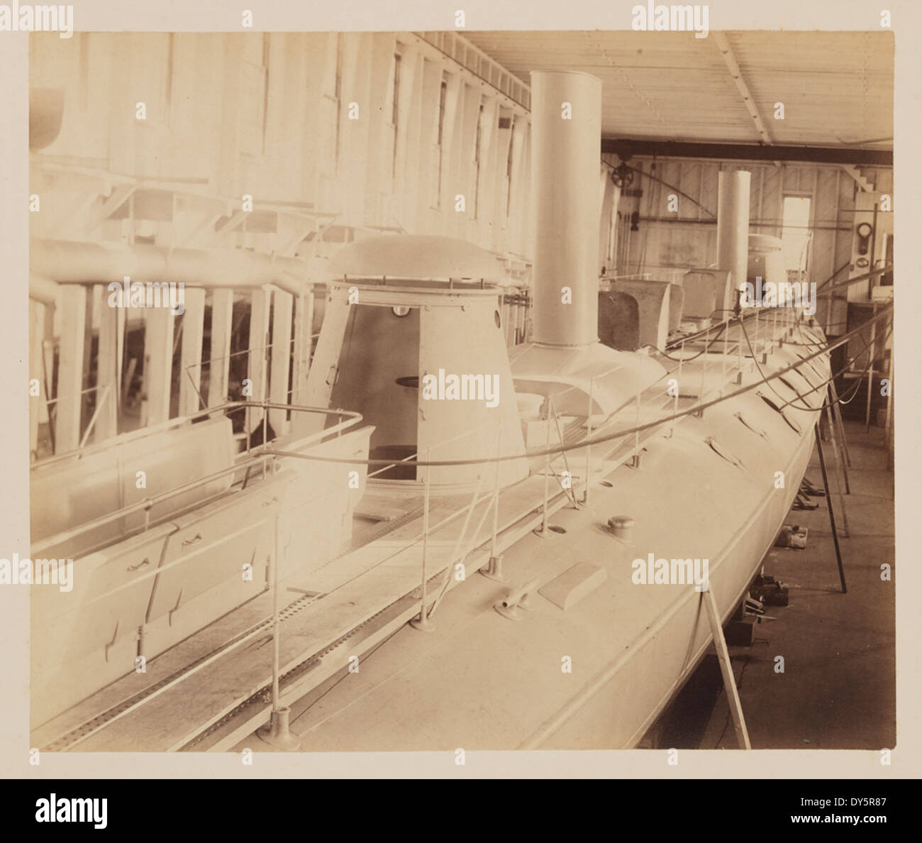 The USS Cushing (TB-1), a torpedo boat of the Cushing-class, was under ...