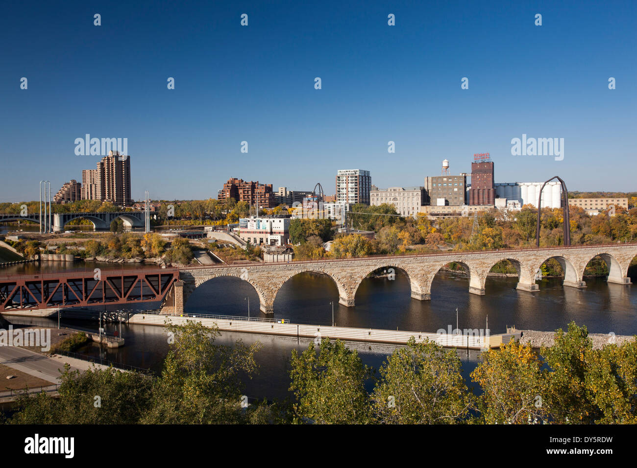 USA, Minnesota, Minneapolis, elevated view of the upper falls of the ...