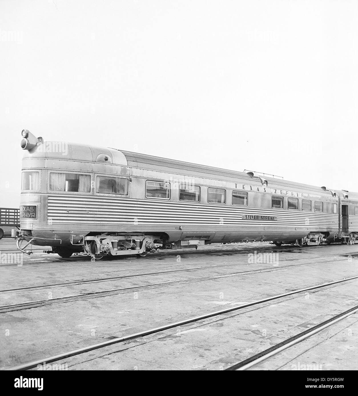 Silver streak train hi-res stock photography and images - Alamy