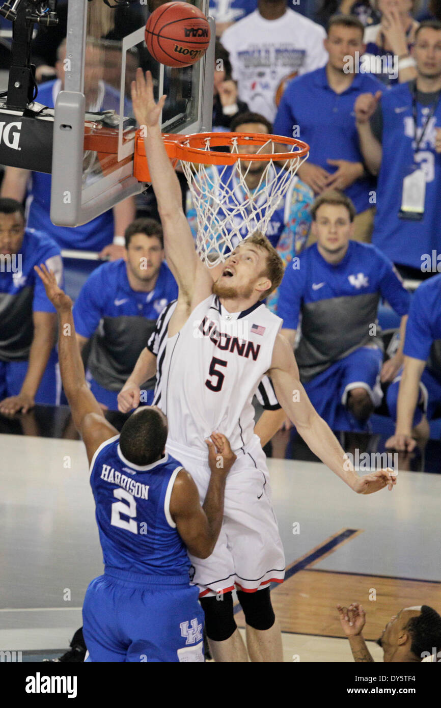 Arlington, Texas, USA. 7th April, 2014. Connecticut's Niels Giffey (5 ...
