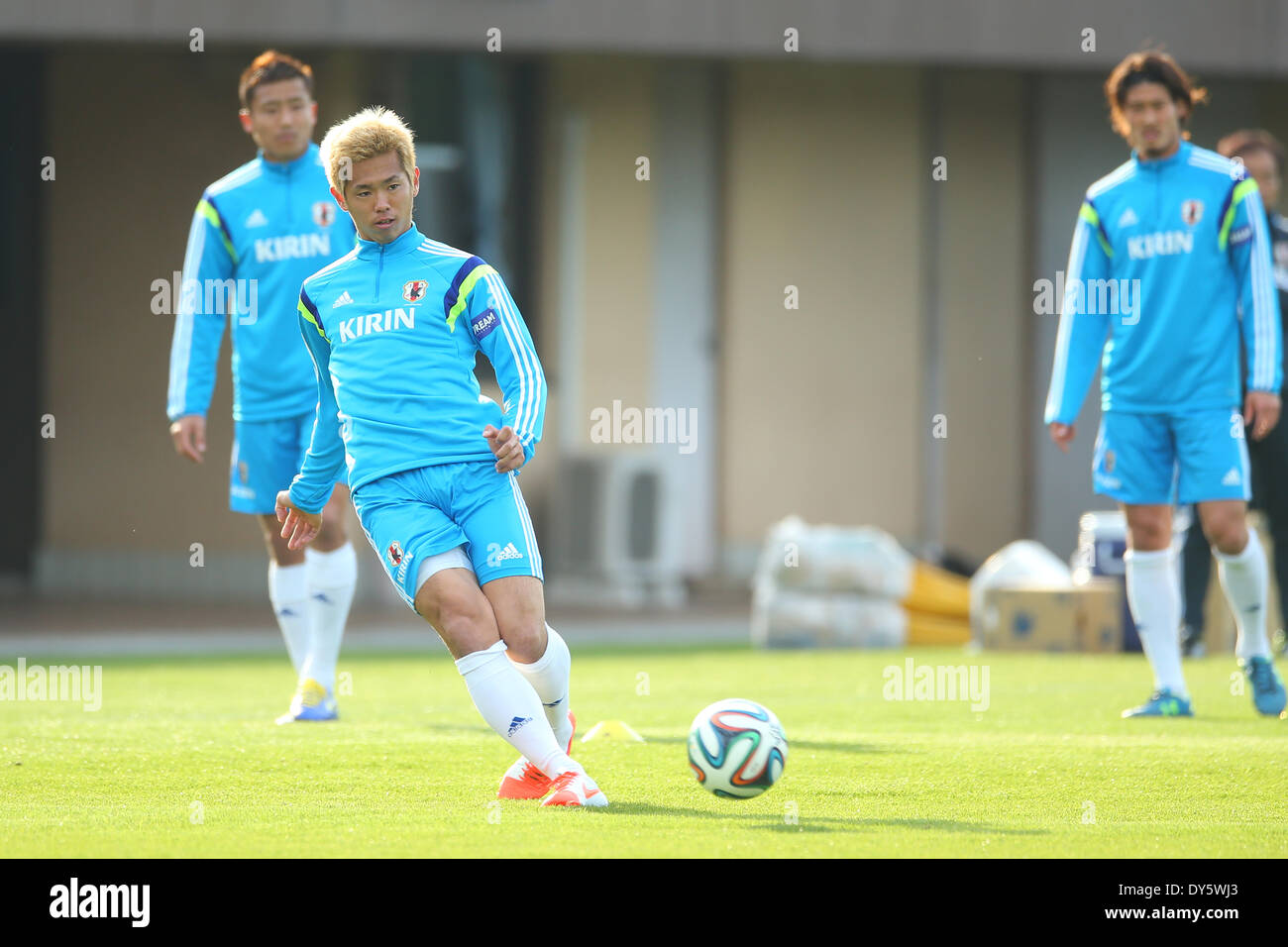 Akitsu Soccer Stadium, Chiba, Japan. 7th Apr, 2014. Tsukasa Shiotani ...