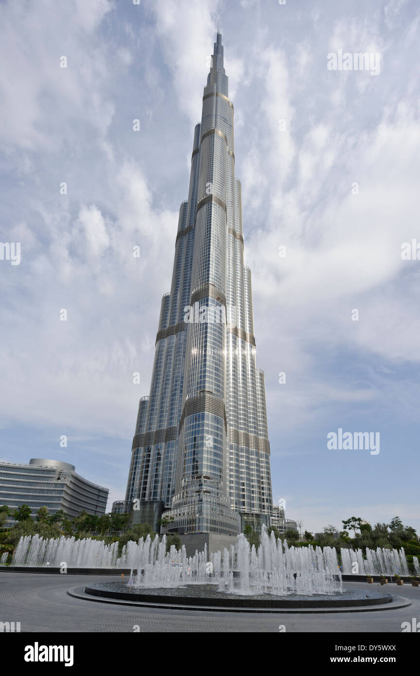 Iconic Burj Khalifa glass building with water fountains, Dubai, Unites ...
