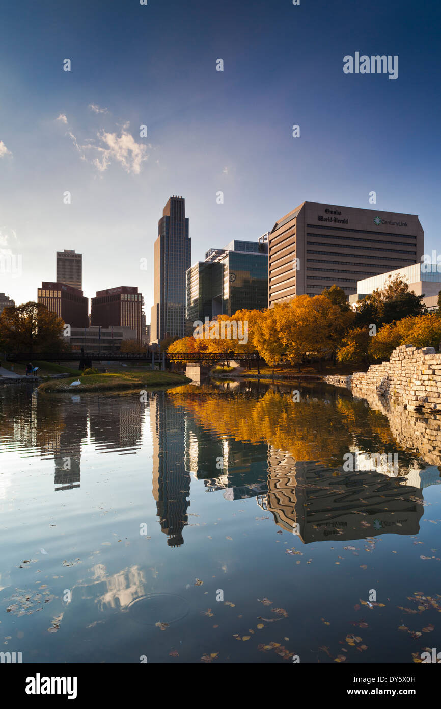 USA, Nebraska, Omaha, Gene Leahy Mall, skyline, late afternoon Stock ...