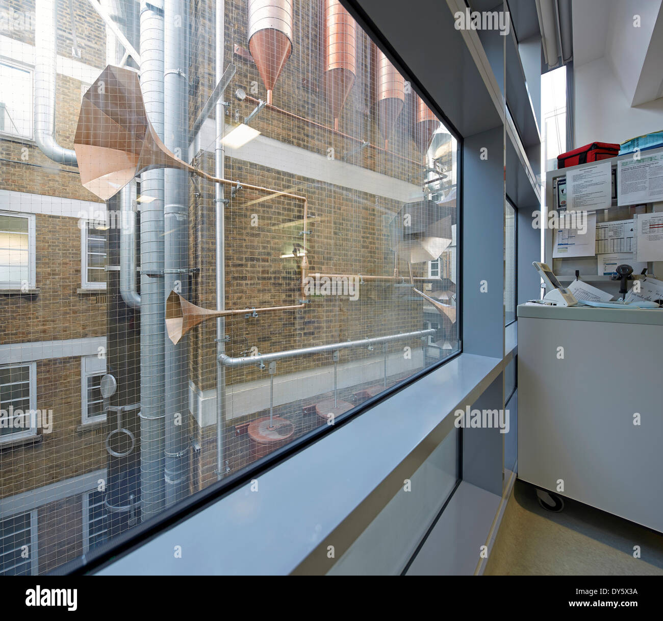 Lullaby factory london united kingdom hi-res stock photography and ...