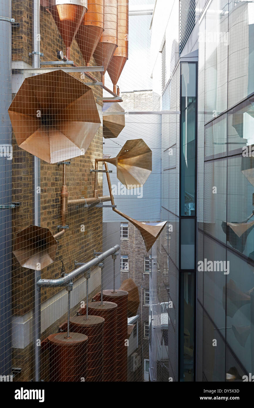 Lullaby factory london united kingdom hi-res stock photography and ...