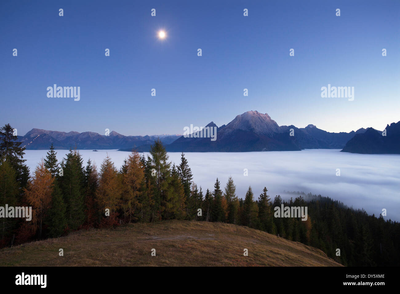 Full moon over bavaria hi-res stock photography and images - Alamy