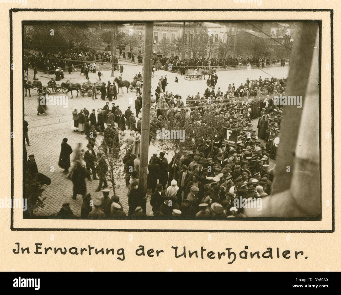 This image depicts a scene from the First World War, showing officers ...