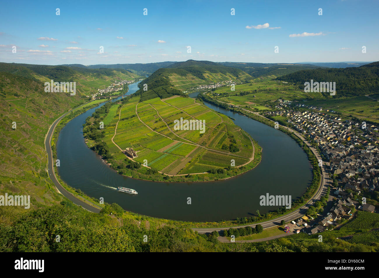 View from the vineyard Bremmer Calmont to the sinuosity, near Bremm ...