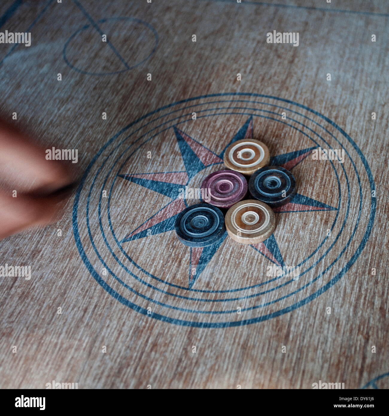 Traditional indian board game hi-res stock photography and images - Alamy