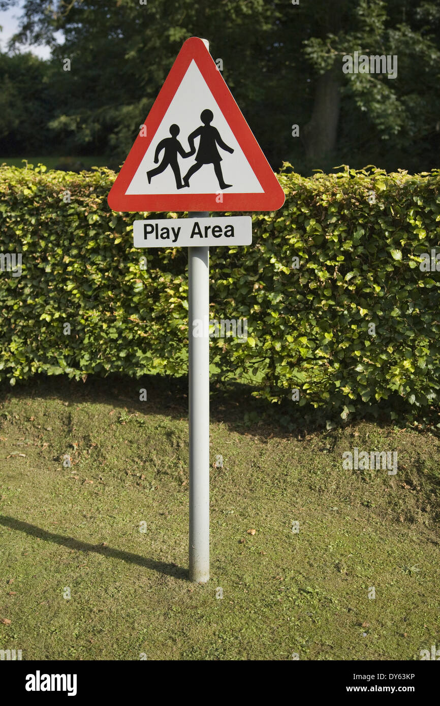 road side Children's play area sign post Stock Photo - Alamy
