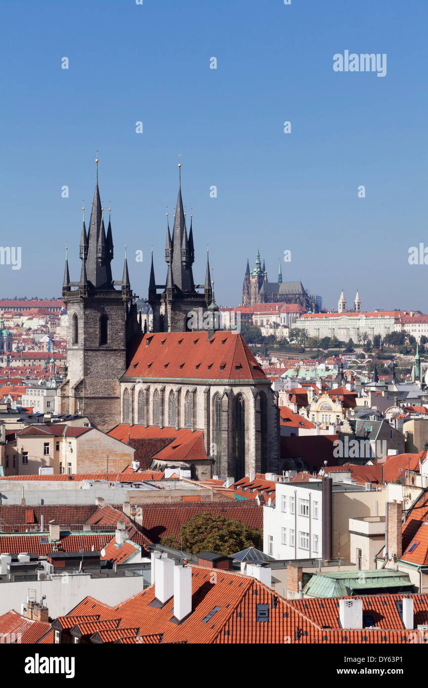 View over the Old Town with Old Town Hall, Tyn Cathedral to Castle ...