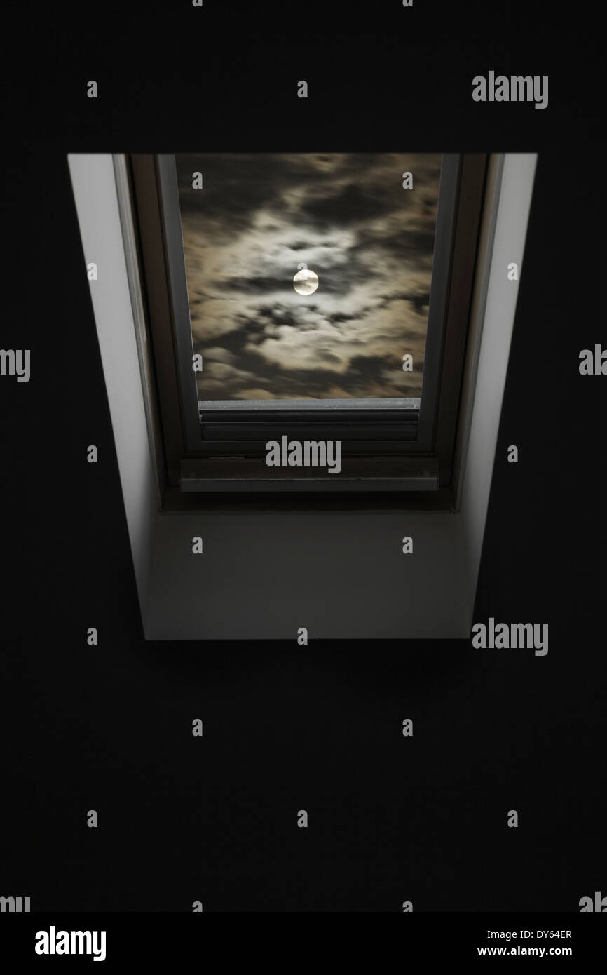 Night skylight hi-res stock photography and images - Alamy