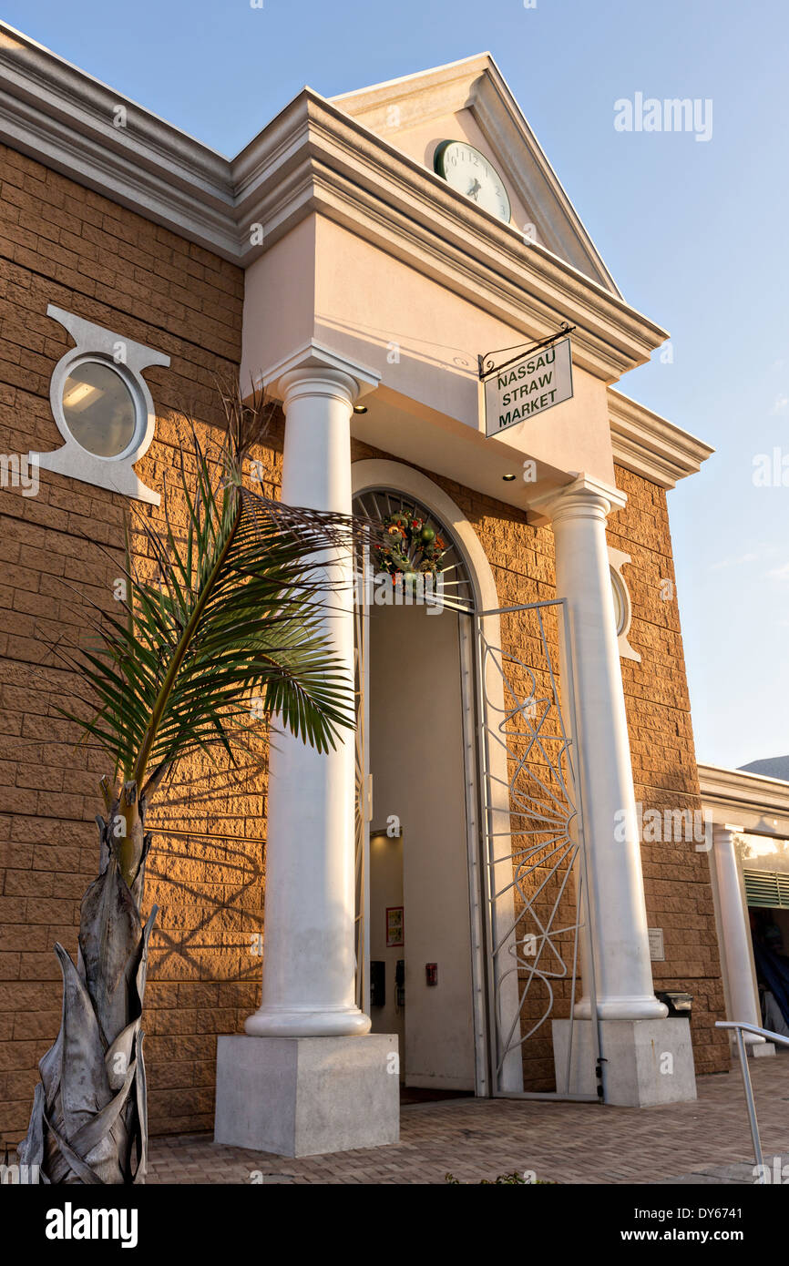 Straw Market building Nassau, Bahamas Stock Photo - Alamy