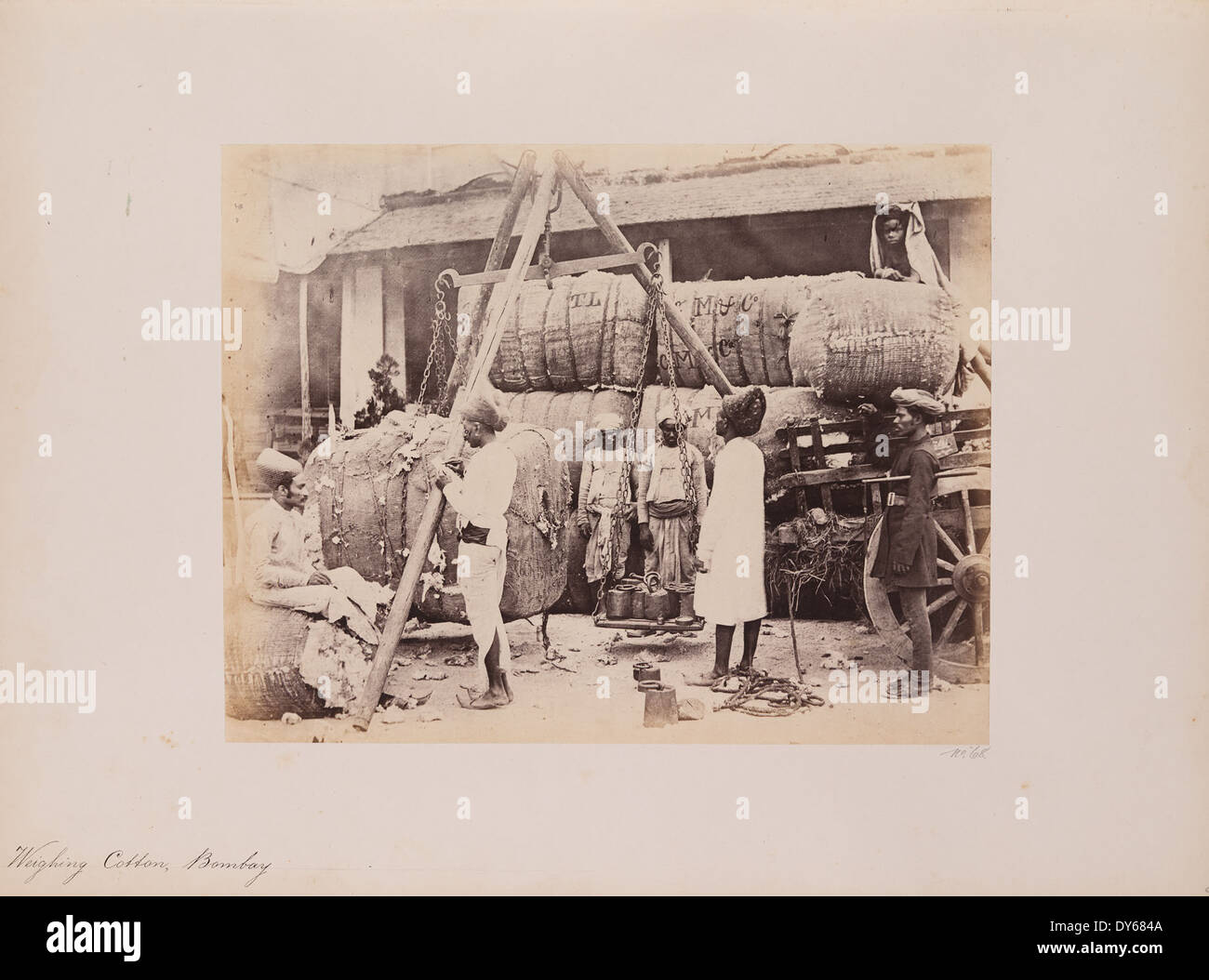 Old cotton scales hi-res stock photography and images - Alamy