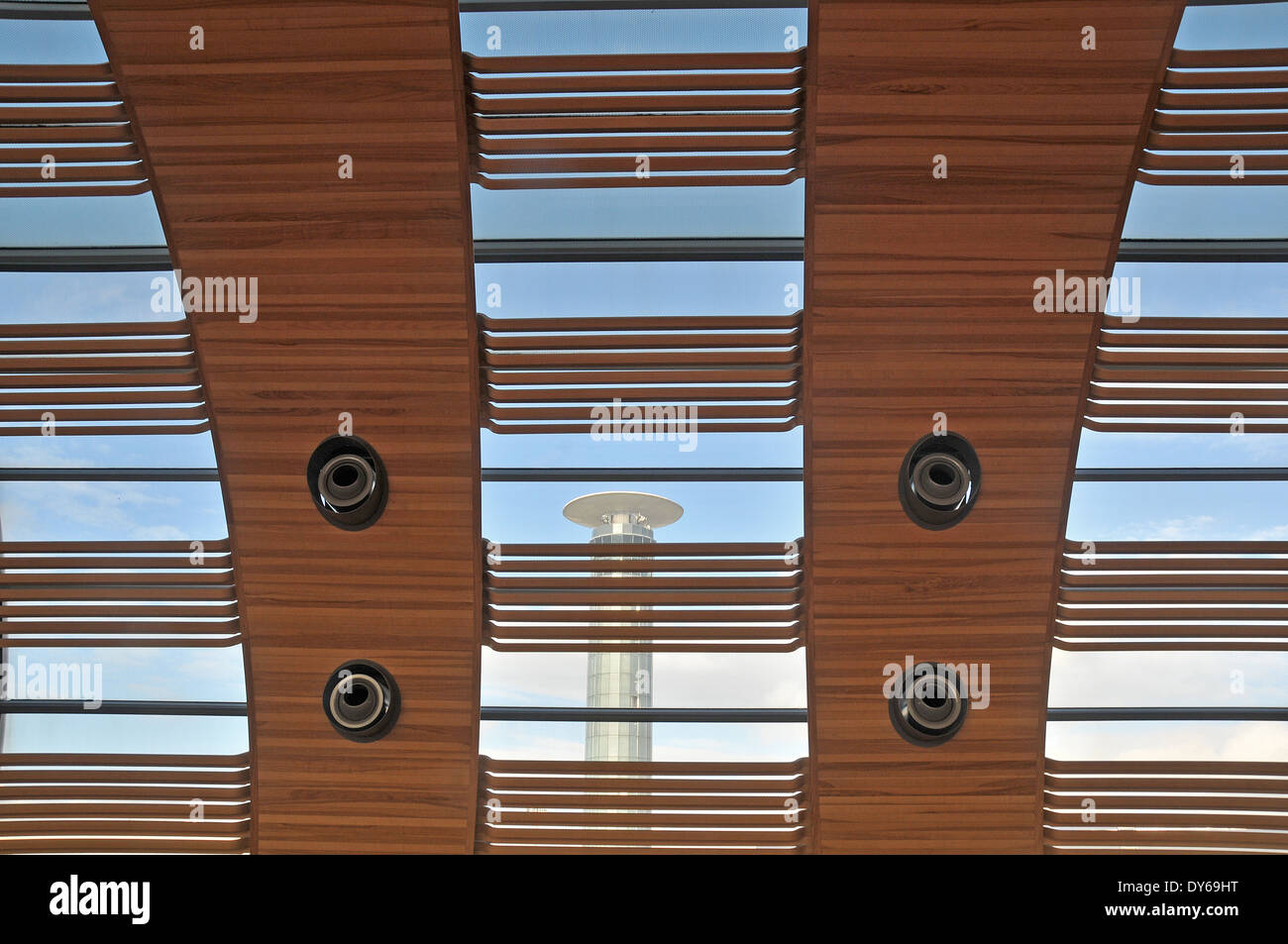 interior of terminal 3 Roissy Charles-de-Gaulle international airport ...