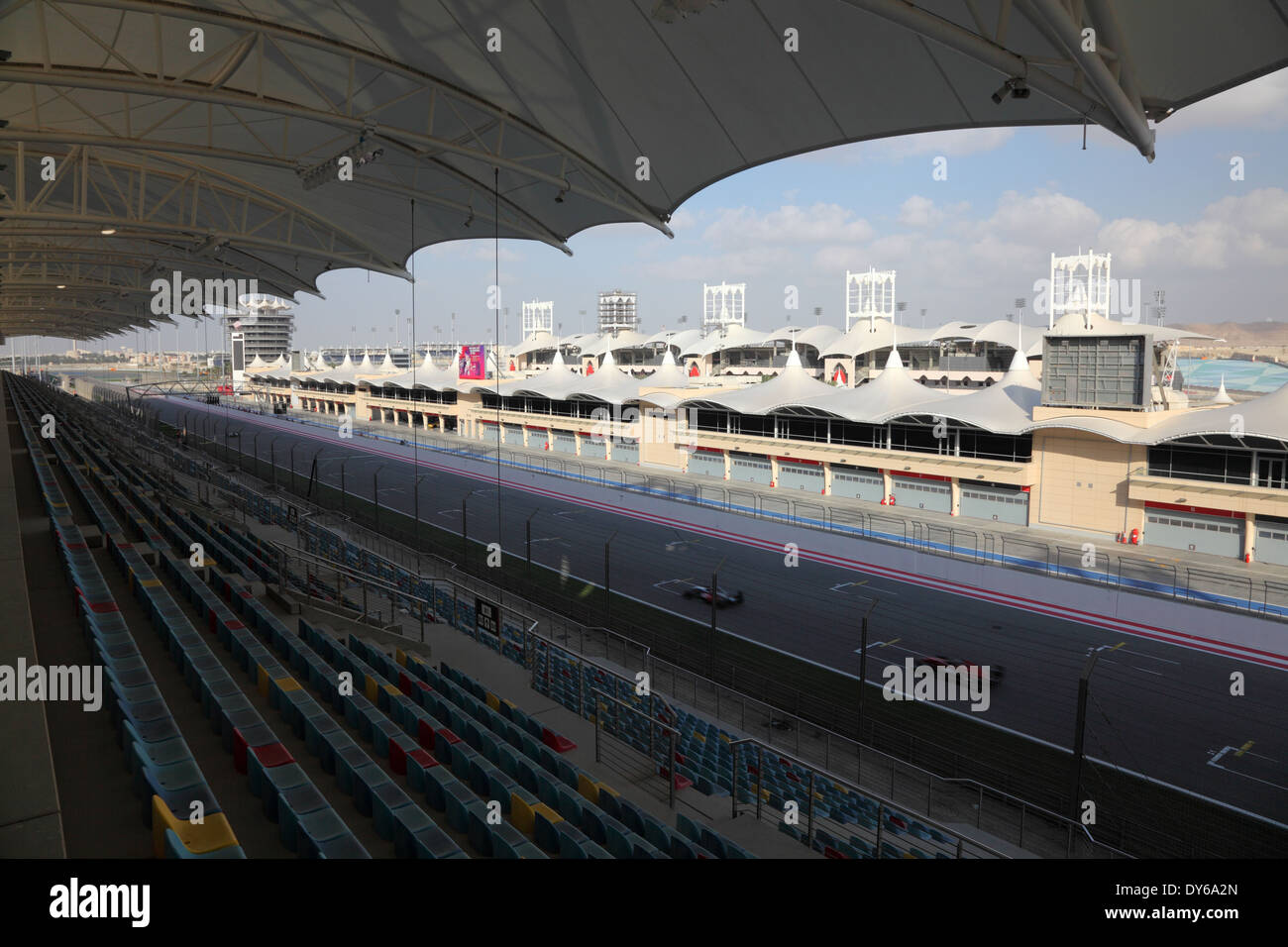 Bahrain f1 grand prix circuit hi-res stock photography and images - Alamy