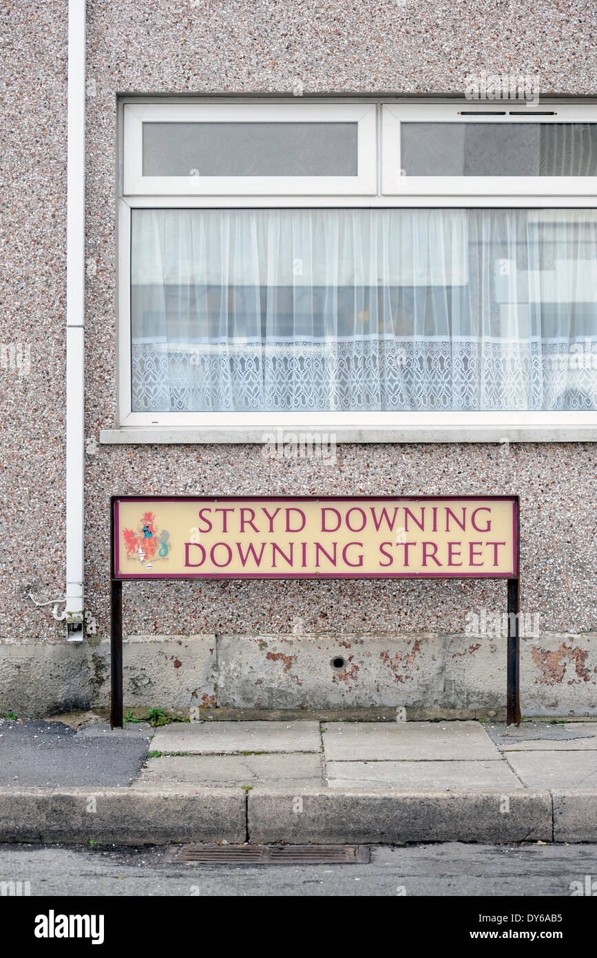 English welsh sign wrong hi-res stock photography and images - Alamy