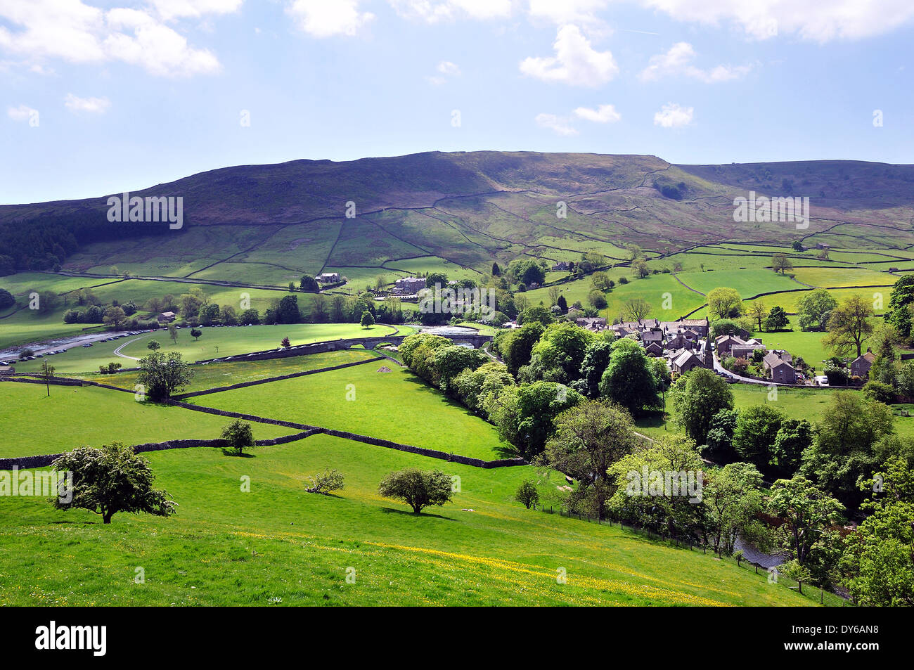 Burnsall village and fells in wharfedale Stock Photo - Alamy