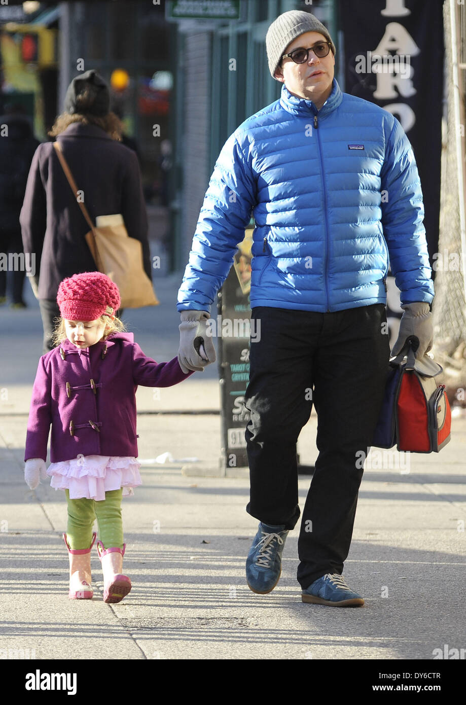 Matthew Broderick takes his twin daughters Marion and Tabitha Broderick ...