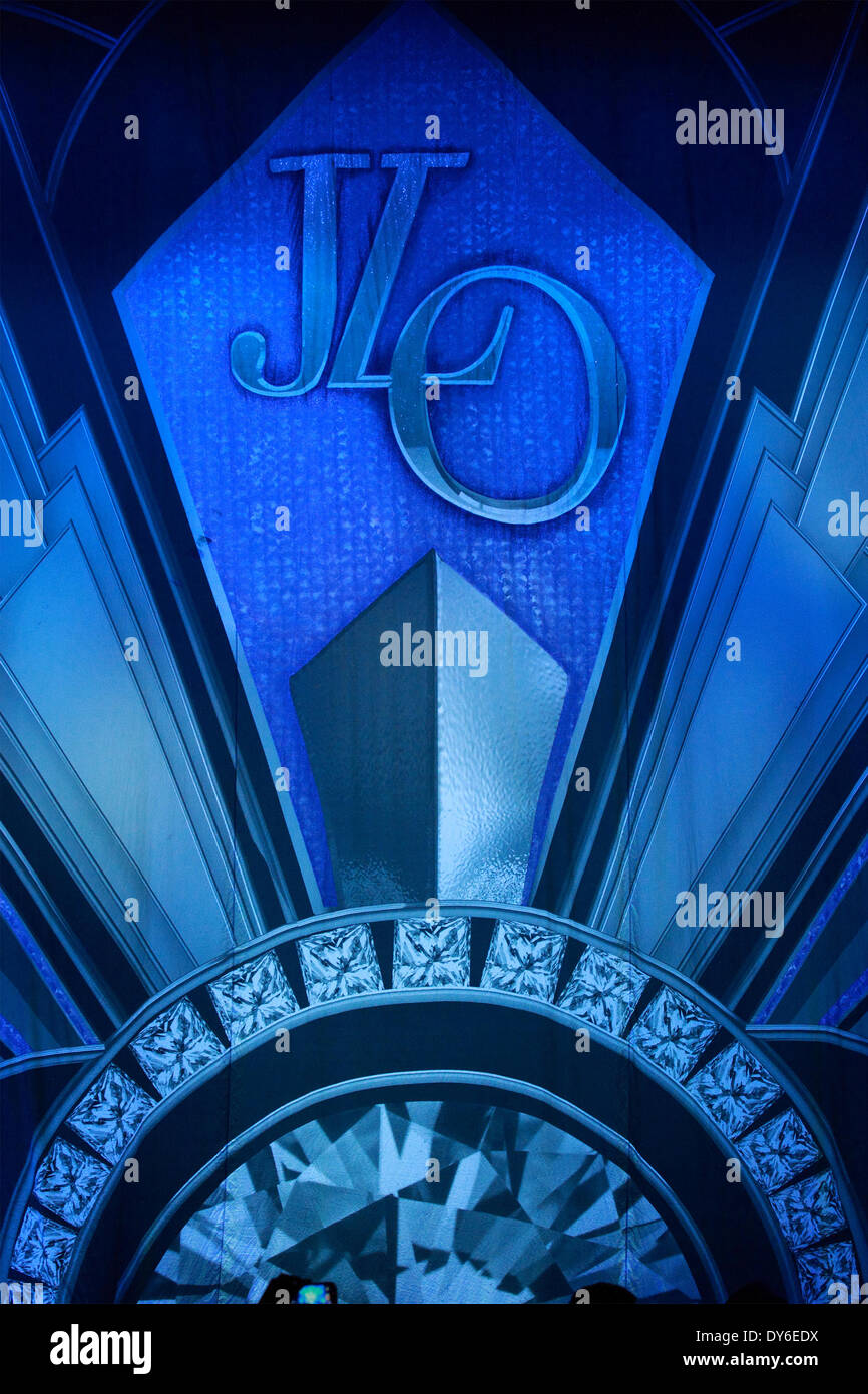 Jennifer lopez performing tour hi-res stock photography and images - Alamy