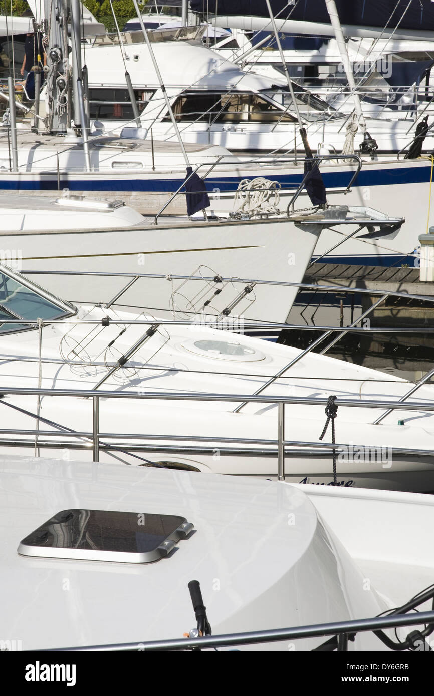 Marine yacht water mooring moor berth berthing harbour boats hi-res ...