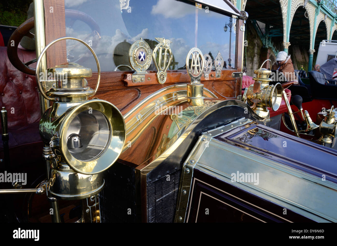 Veteran motor cars from pre-1905 arriving in Brighton at the end of the ...