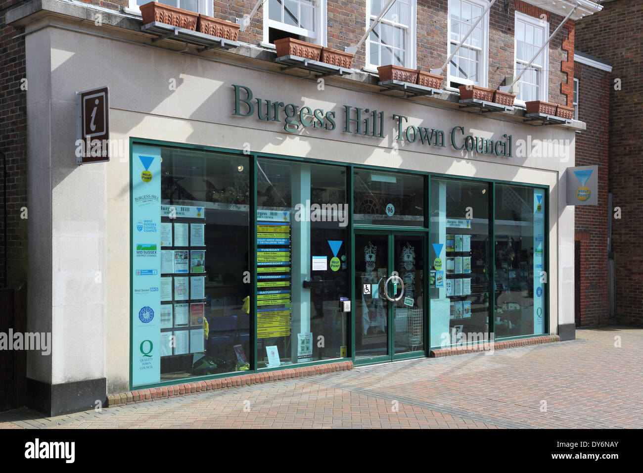 Office building west sussex hi-res stock photography and images - Alamy