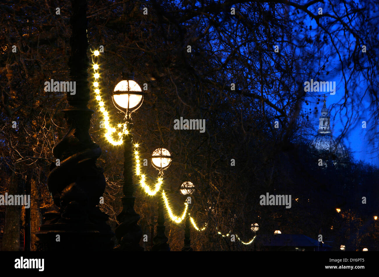String of sturgeon gaslights on Victoria Embankment in front of a ...