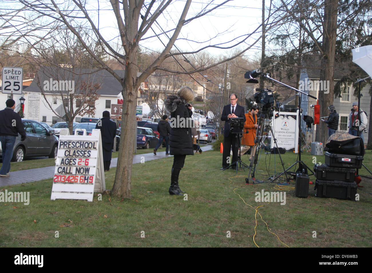 Pictures of Sandy Elementary School and pictures from Newtown CT ...