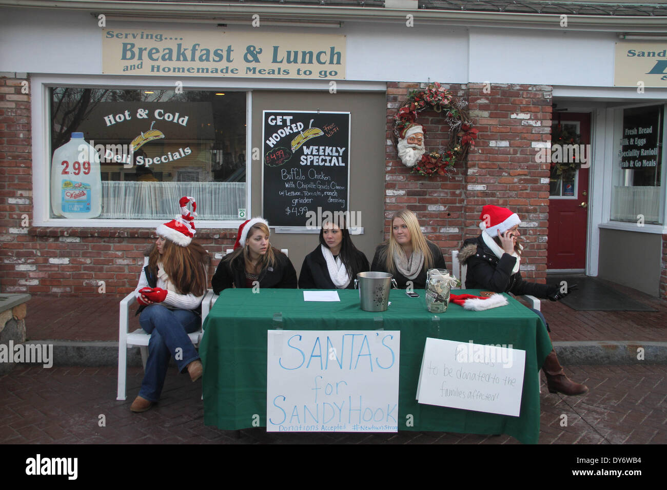 Pictures of Sandy Elementary School and pictures from Newtown CT ...