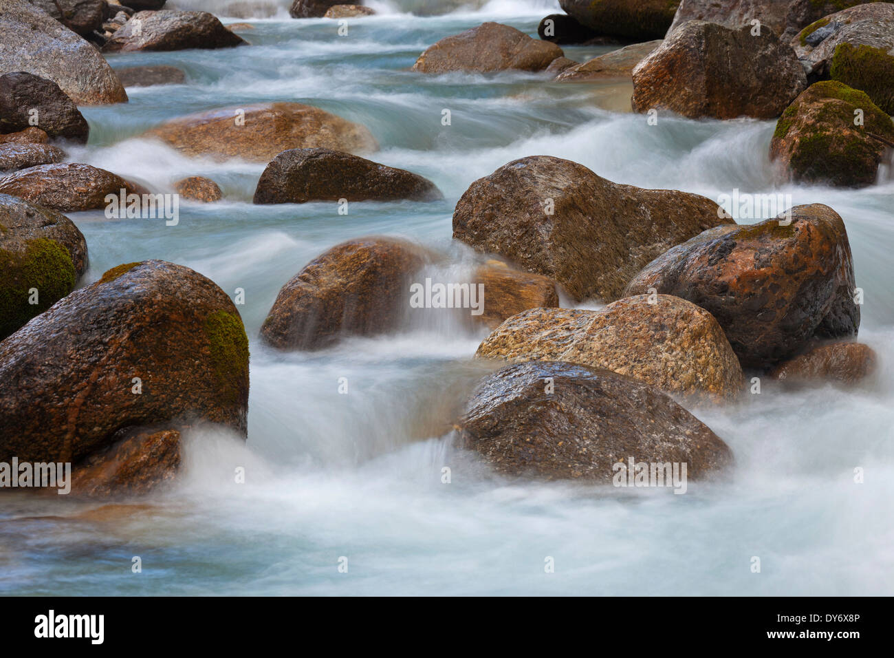 Rapid water flow hi-res stock photography and images - Alamy