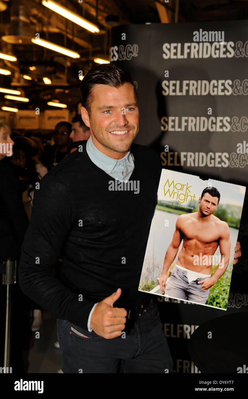 Mark Wright signs copies of his DVD Football Saints and Sinners at Asda ...