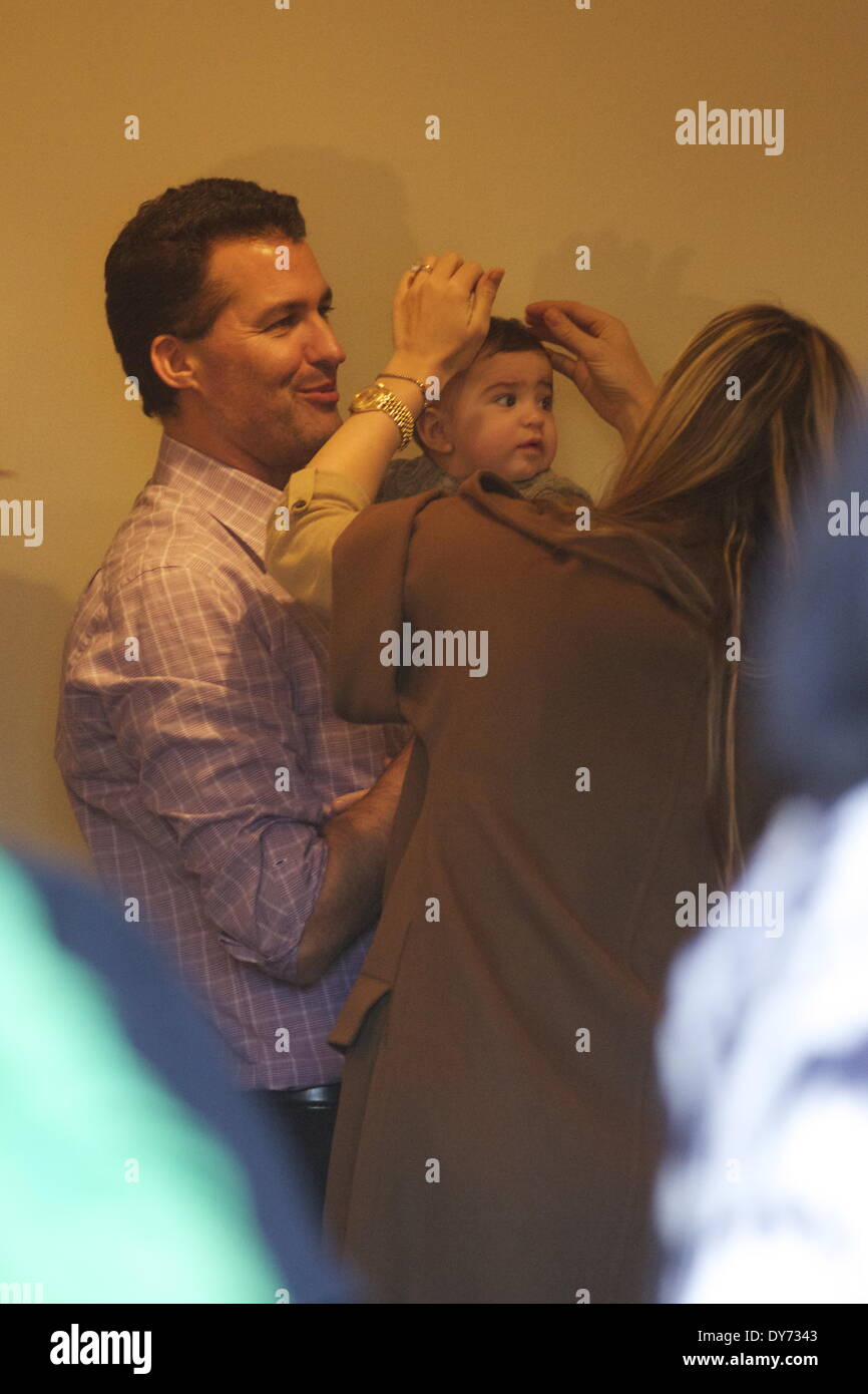Molly Sims christmas shopping with husband Scott Stuber and son Brooks ...