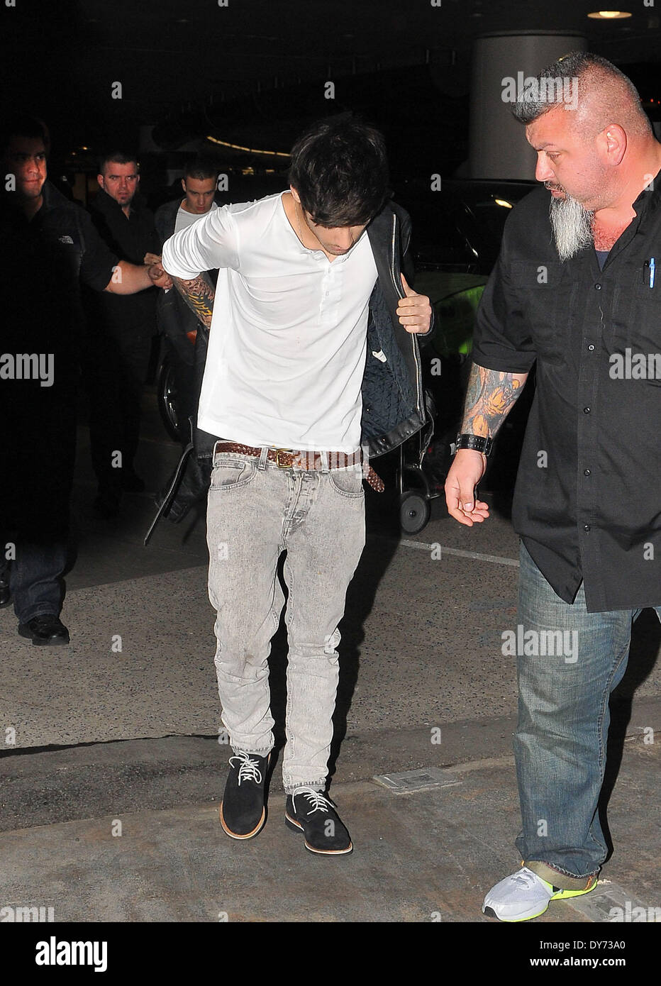 Zayn Malik from One Direction arrives at Los Angeles International ...